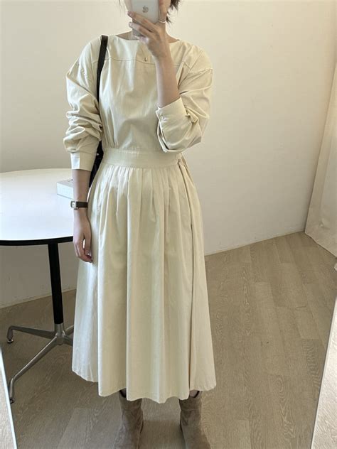 마이요니 셀링 보트넥 허리스트랩 플리츠 원피스 크림베이지 위시버킷