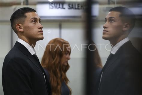 Jay Noah Idzes Resmi Menjadi Wni Antara Foto