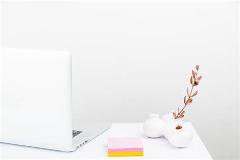 깔끔한 작업 공간 설정 책상 도구 장비 스마트 사무실 배열 스터디 테이블 메모 신선한 방 디자인 조직 탁상 재활용 재료 0명에 대한 스톡 사진 및 기타 이미지 Istock