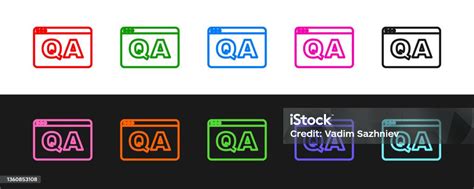 흑백 배경에서 격리된 질문 및 답변 아이콘으로 줄 음성 거품을 설정합니다 Q 및 기호 Faq 기호 채팅 음성 거품 및 차트 벡터