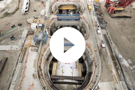 Watch Manoeuvring The Uks Largest Tbm For The Silvertown Tunnel New