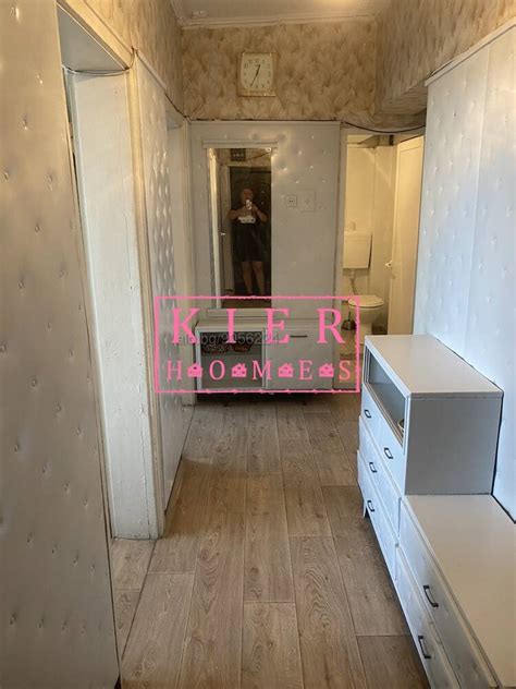 Димитровград Апартамент под наем Двустаен апартамент под наем 81 кв м Обзаведен Непоследен етаж