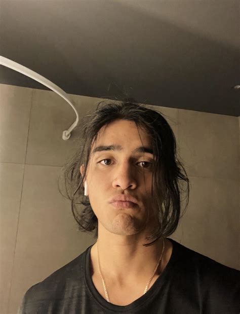Me Lol R Hotguys