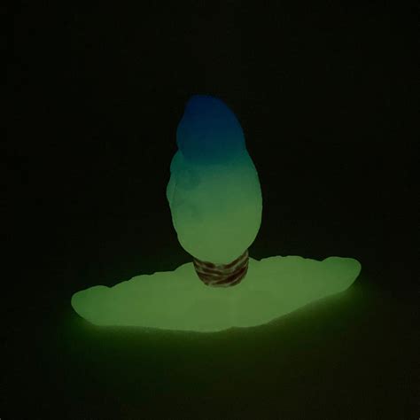 Skwee Large Plug Large Base Ice N Glow Soft Oo30 Tentickle