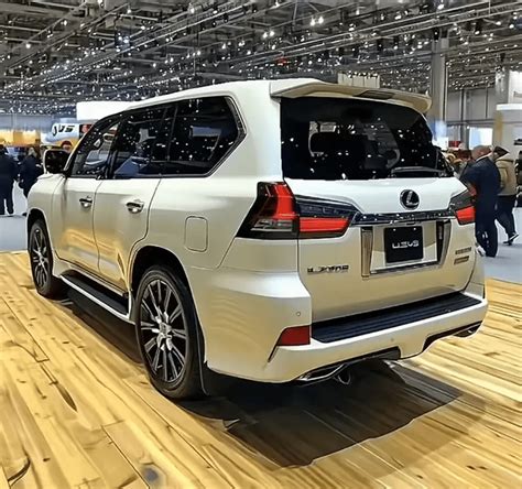 2024款雷克萨斯lx570正式到港，保留57升动力，预计150万起售搜狐汽车搜狐网