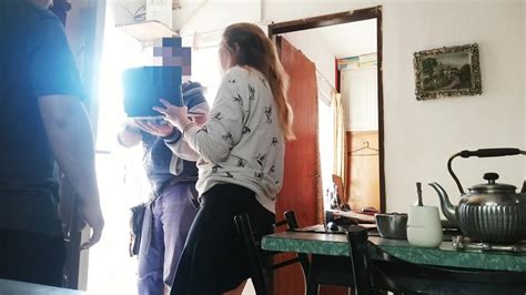 Housewife Without Panties Shows Her Pussy To The Technical Service And Spies On Her Having Hard