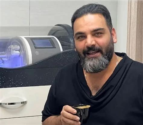 استوری معنادار احسان علیخانی عکس