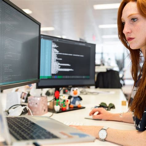 8 Reasons Why Designers Should Learn To Code