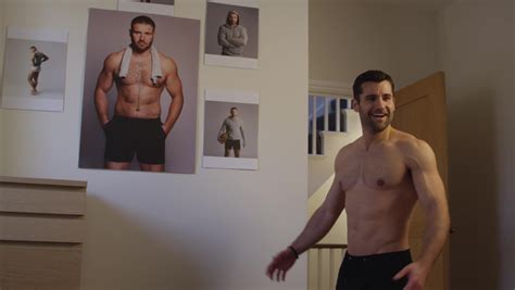 Auscaps Matthew Simpson Shirtless In Patterns 1 02 Superben