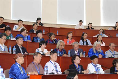 “Монголын уран зохиолын харилцаа холбоо Уламжлал өнөө үе” эрдэм… Монгол Улсын Их Сургууль