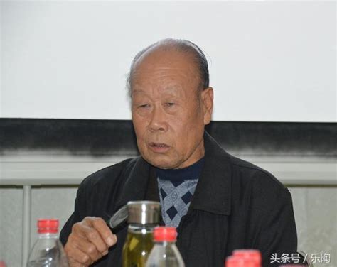 弘揚新中國鈞瓷先驅精神座談會今天舉行 每日頭條