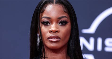 Ari Lennox Wants To Officially Cut Ties From Dreamville