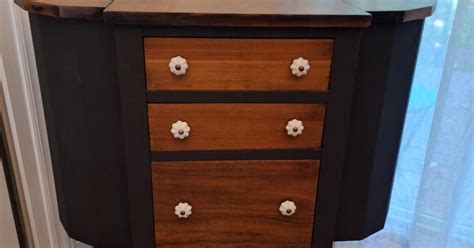 Martha Washington Sewing Cabinet For 100 In Lake Wylie Sc For Sale