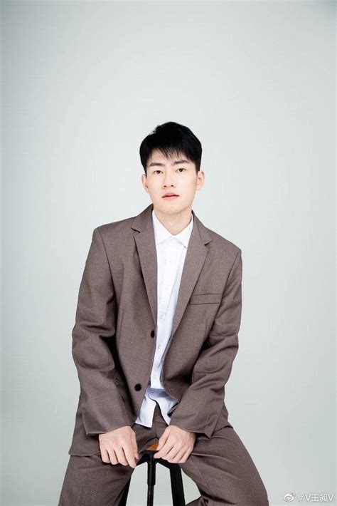 颜值与实力并存！国羽又一天才少年横空出世，球技了得帅出新高度王昶