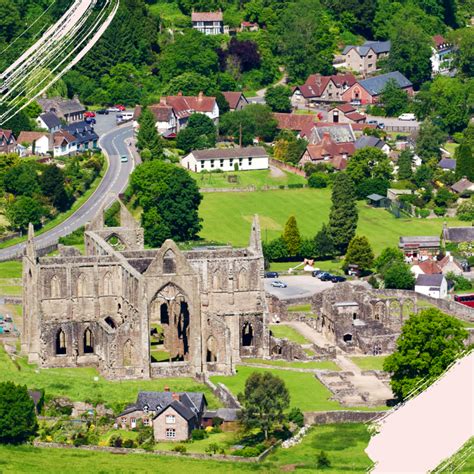 Locations Where Sex Education Is Filmed Revealing The Real Life Spots Etic Journal Locations Where Sex Education Is Filmed Revealing The Real Life Spots Etic Journal