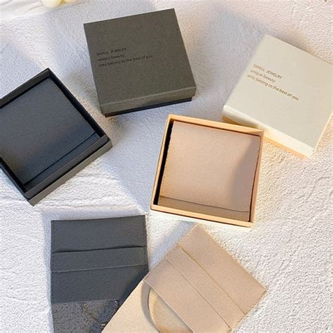 레터링 선물 상자 고급 포장 세련된