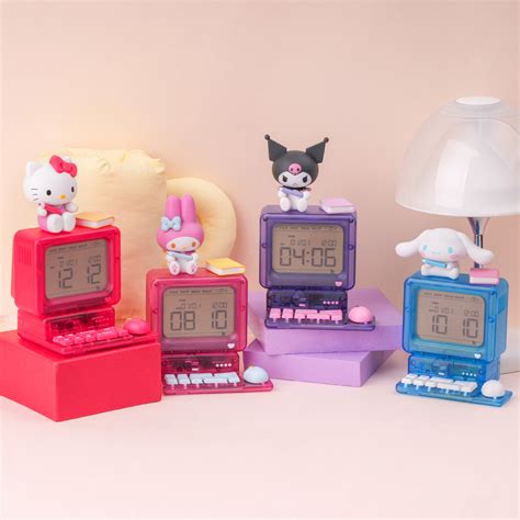 산리오 레트로 컴퓨터 탁상시계 디지털 캐릭터 알람시계 헬로키티 마이멜로디 쿠로미 시나모롤 감도 깊은 취향 셀렉트샵 29cm