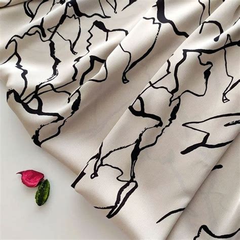 Ткань плательная Армани шелк для шитья блузки, юбки, платья ...