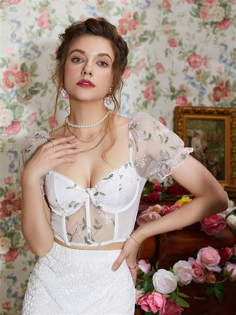 Buy Urbanic White Floral Print Crop Top Tops For Women 18867260 Myntra