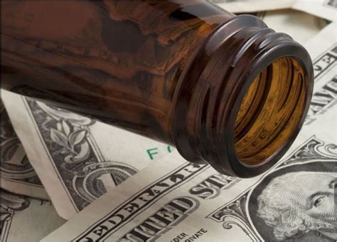 ការ សិក្សា ថ្មី បង្ហាញ ថា ប្រជាជន កម្ពុជា ទាំង អស់ ចំណាយ ប្រាក់ សរុប ជាង ២ ៣ ពាន់ លាន ដុល្លារ លើ