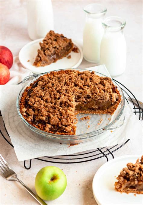 Apple Pie With Graham Cracker Crust Rich And Delish