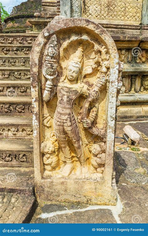 Naga Raja In Buddhist Shrine Stock Image Image Of Nissanka Building