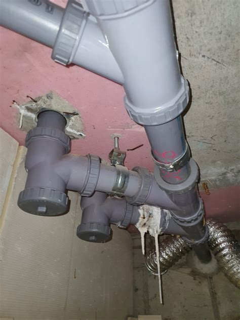 아파트 욕실 천장 누수 원인이 궁금하다면 이렇게 확인하세요 부산누수전문업체