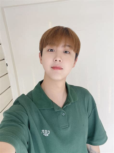 이인준lee Injun On Twitter 다들 아프지말고 웃으면서 하루보내기 나도 빨리 회복할께 みんなもかぜ