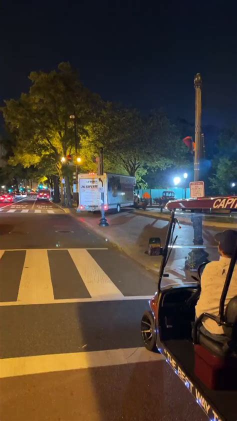 Terror Alarm On Twitter 🚨🇺🇸breaking A Truck Carying Nazi Flag Rams