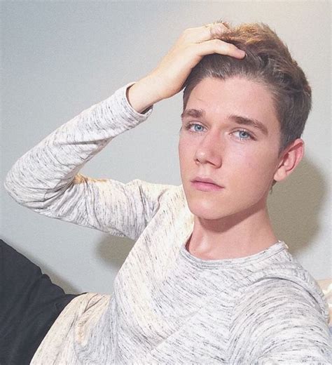 Pin By Amber K Delong On Youtubers Devan Key Collins Key