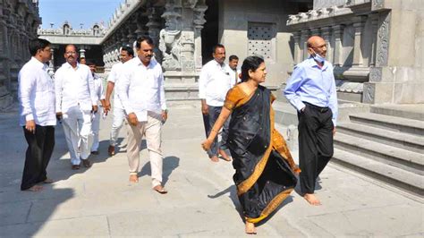 త్వరలో యాదగిరిగుట్టలో బ్రేక్‌ దర్శనం Namasthe Telangana