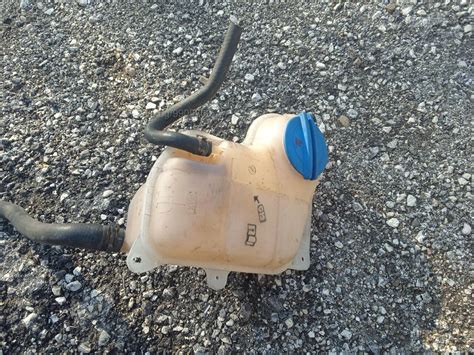 съд антифриз пасат Други авточасти Резервни части консумативи аксесоари Плевен разш