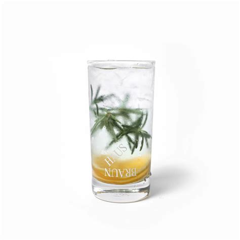 산뜻한 봄에 잘 어울리는 브라운하우스의 드립백입니다 다크하고 묵직한 아몬드트리 원두와 산미가 있고 산뜻한 과일향이 특징인 레이지모닝 원두가 준비되어 있습니다 친구