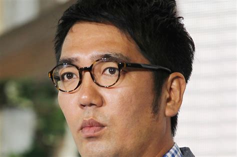 おぎやはぎ小木博明、入学式パパコーデに「オシャレすぎる」と絶賛の声。高校生になった娘の姿も「すっかりお姉さん」