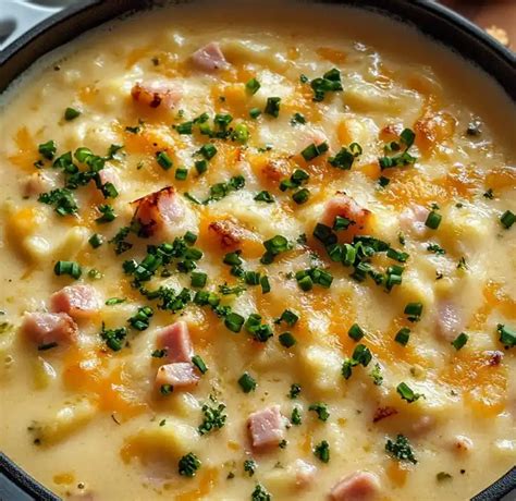 Deliciously Creamy Cheesy Ham Chowder Recipe