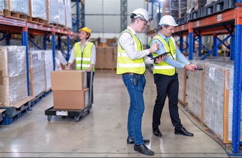 Manual Handling Techniques And Preventing Workplace Injuries
