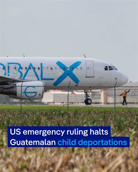 Dw A Us Federal Judge Has Temporarily Blocked The Deportation Of