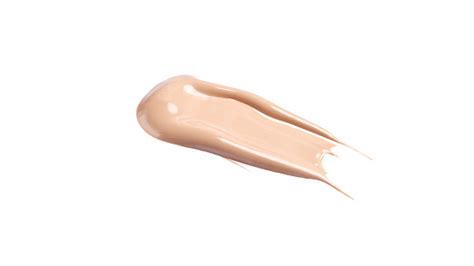 흰색 배경에 고립 된 크리미 한 파운데이션의 베이지 색 메이크업 얼룩 베이지 색 크리미 한 파운데이션 텍스처 화이트 배경에 고립 0명에 대한 스톡 사진 및 기타 이미지
