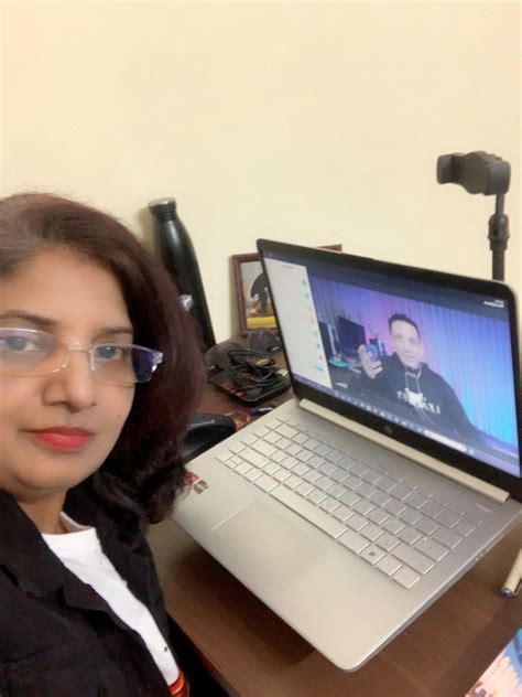 🤔 Ever Wondered How Some People Crack The Code To Online Success While