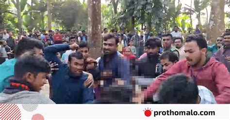 বরিশালে নৌকা ও ট্রাক প্রতীকের সমর্থকদের মধ্যে সংঘর্ষ প্রথম আলো
