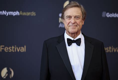 Slimmed Down John Goodman Steals The Show With Funny Faces On Red