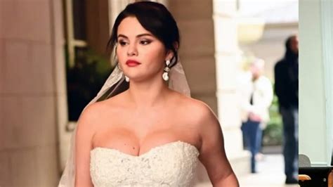 Selena Gomez Posts And Deletes Racy Instagram Photos In 60 Seconds