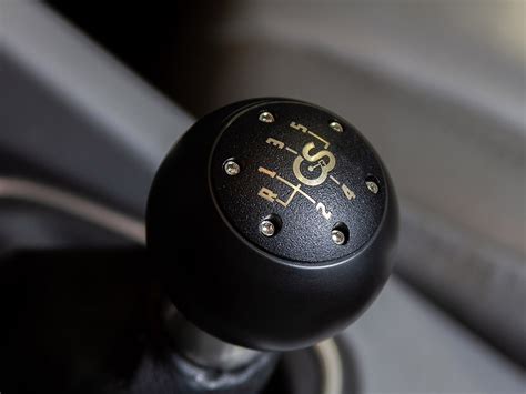 Shift Knob For Volkswagen Passat B5 1998 To 2005 5 Speed Red