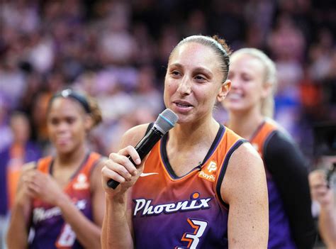 Wnba Twitter Reacts To Diana Taurasi Hitting 10000 Point Milestone