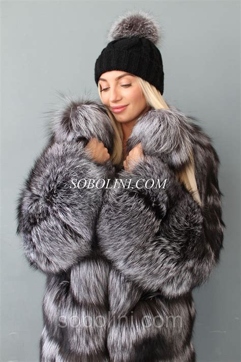 Розкішна шуба з хутра чорнобурки пошиття продаж ціна у Києві Жіночі шуби від Хутряна