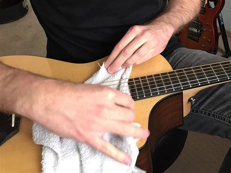 How To Clean Your Guitar Strings With Water Mozart Project