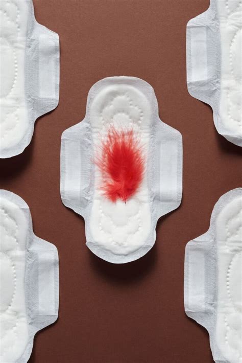 4 Weeks Postpartum Bleeding Whats Normal And Whats Not The Mom Love Blog