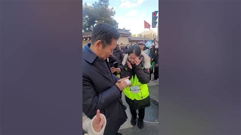 귀여운 자원봉사자 Youtube