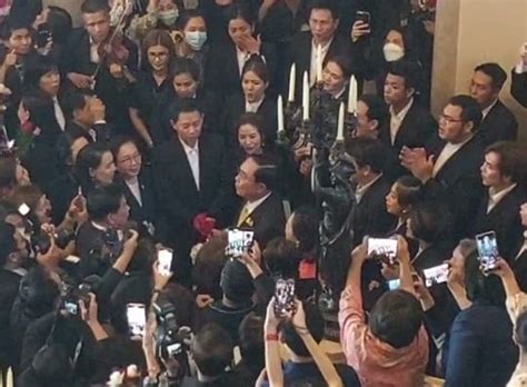 คราบน้ำตา ซาบซึ้ง กินใจ รู้สึกใจหายลุงตู่อำลาขรก ทำเนียบ 31 ส ค 2566 วันสุดท้ายรับใช้บ้านเมือง