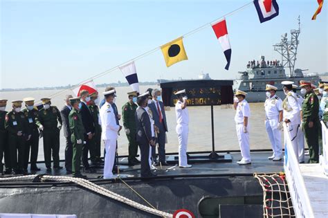 ၇၃ နှစ်မြောက်တပ်မတော် ရေ နှစ်ပတ်လည်နေ့ အထိမ်းအမှတ် တိုက်ခိုက်ရေး ရေငုပ်သင်္ဘော စစ်ရေယာဉ် မင